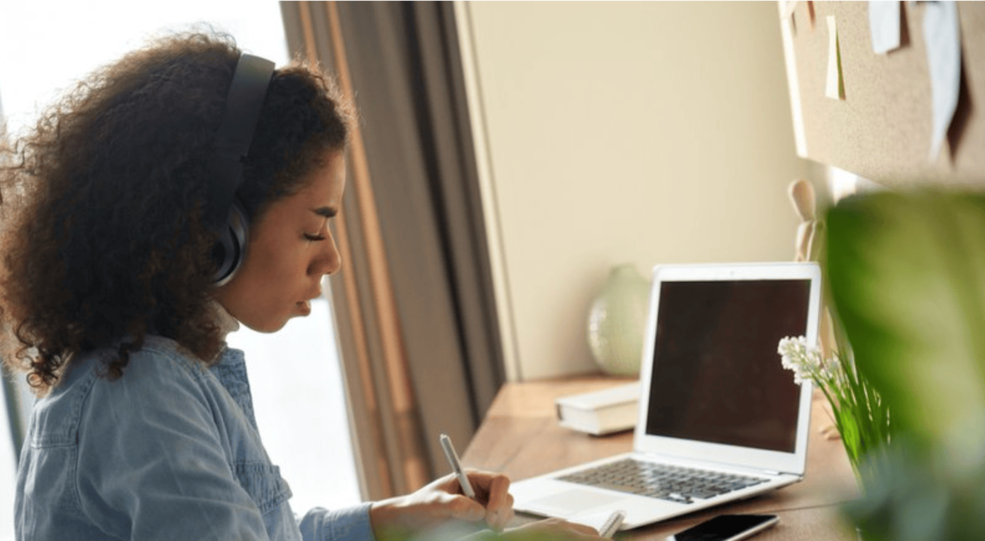 The Digital Classroom: Enhancing Student Engagement Through Educational ...